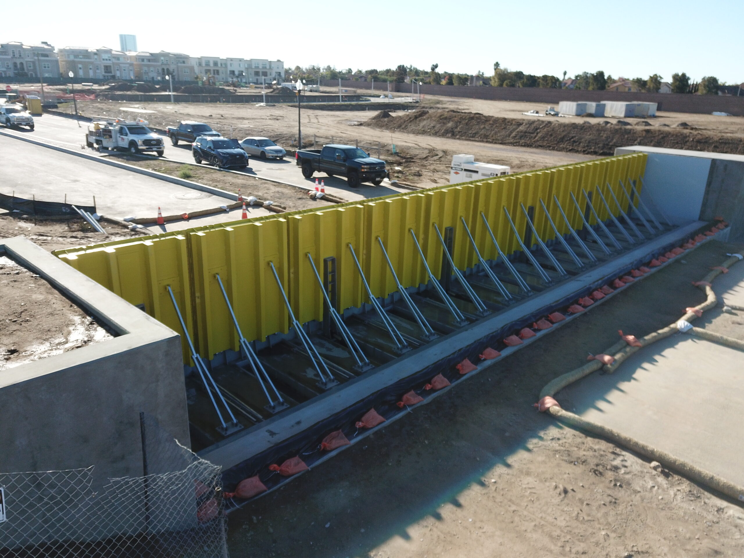 Entrance to Wagon Wheel Community Protected by FloodBreak Passive ...