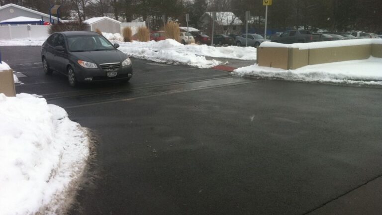 CWRA - FloodBreak Automatic Flood Barriers